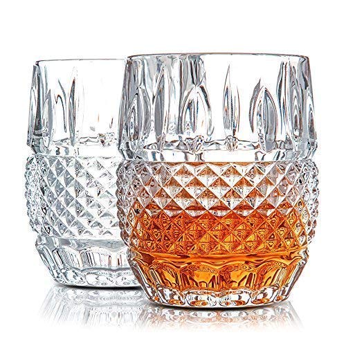 19 Best Bourbon Glasses To Elevate Your Whiskey Drinking Experience In
